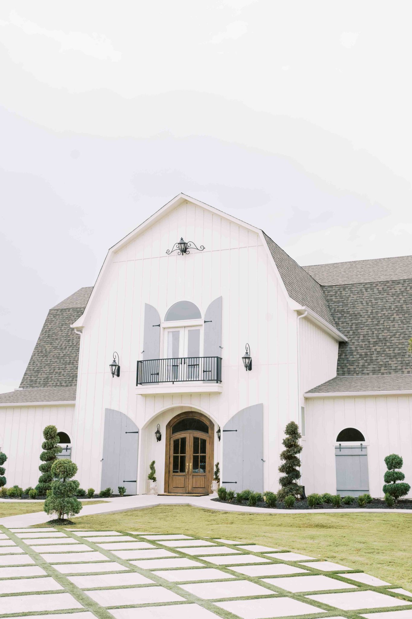 The French Farmhouse Wedding photos by Georgia Sheridan